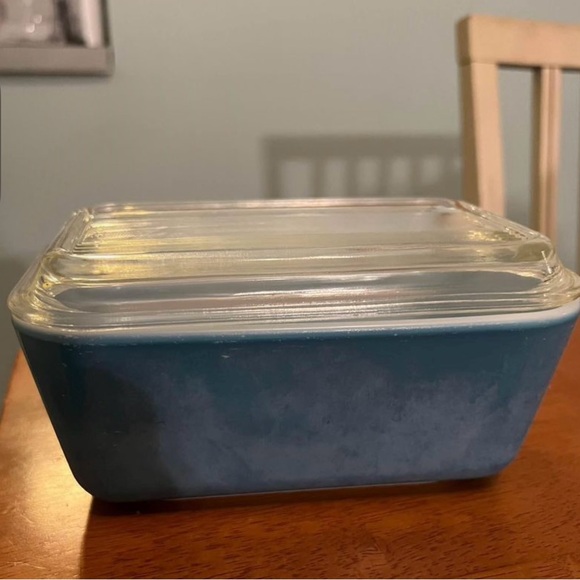 Pyrex | Kitchen | Vintage Pyrex Refrigerator Dish With Lid | Poshmark